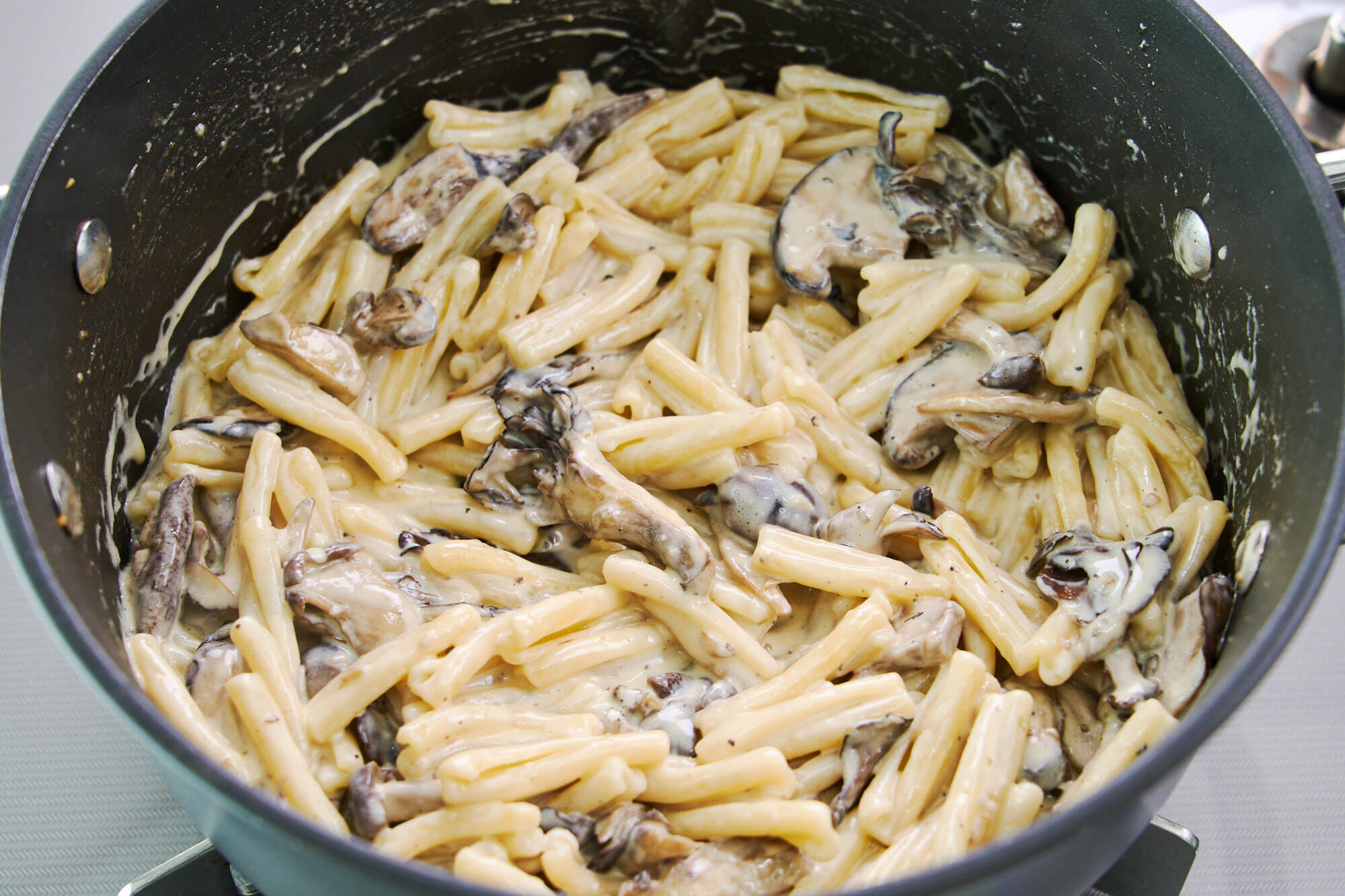 Miso Mushroom Pasta | Hikari Miso Creamy Miso Mushroom Pasta Recipe